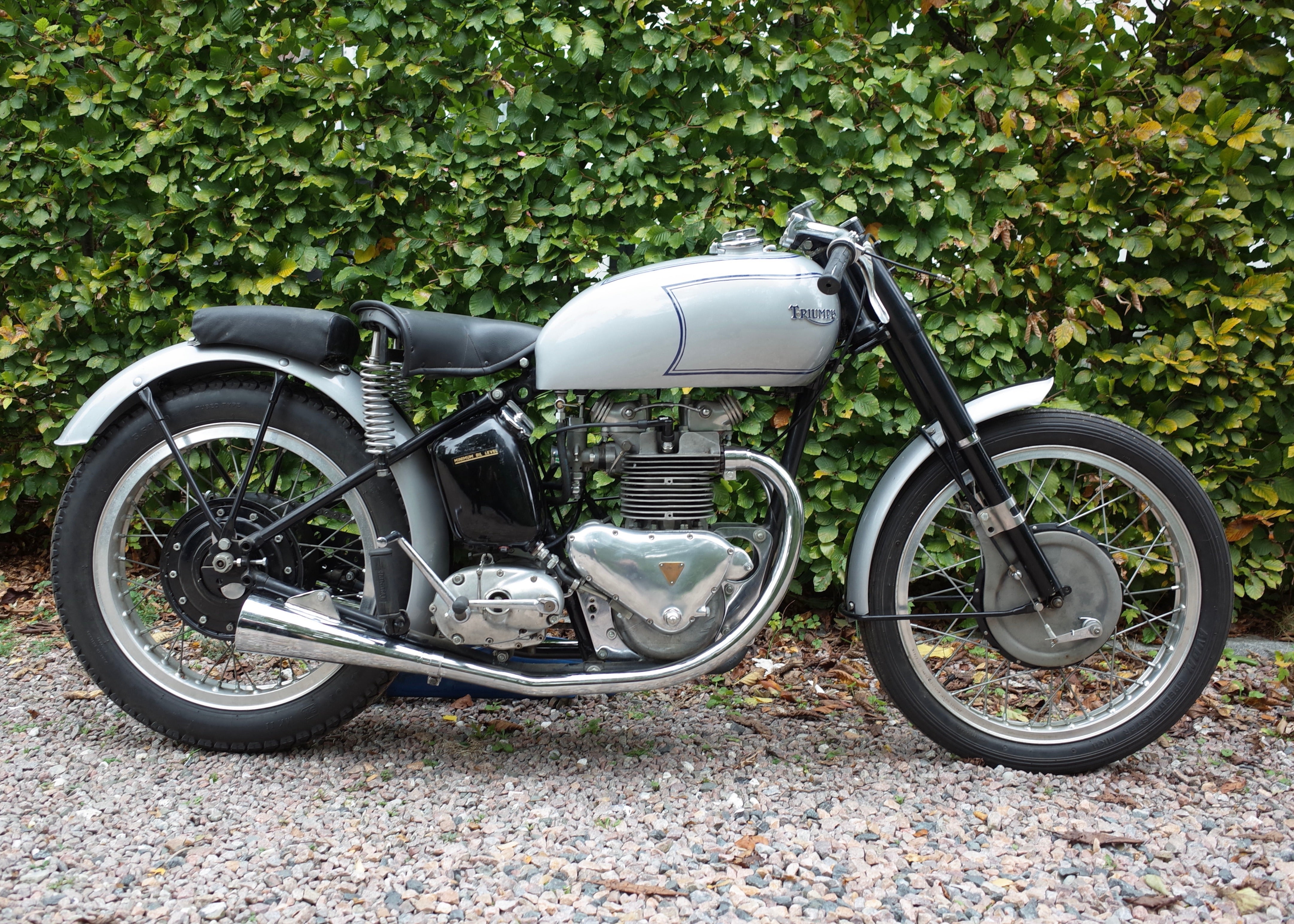 1949 Triumph Grand Prix – Century Limited